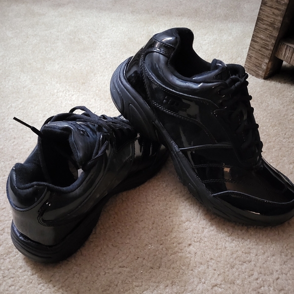 3N2 | Shoes | Basketball Ref Sneakers | Poshmark